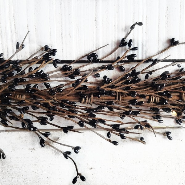 Black Garland - Etsy