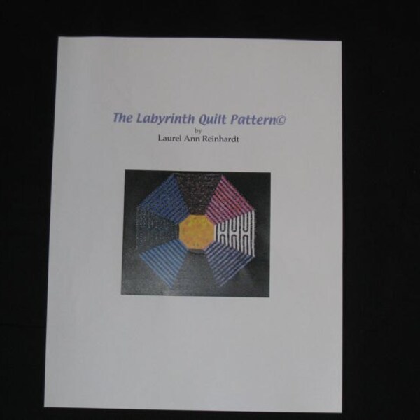 Labyrinth Quilt - Etsy