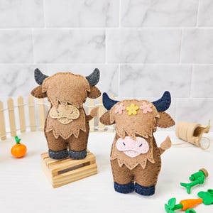 Highland Cow Sewing Pattern PDF, Easy Felt Animal DIY, Felt Cow ...