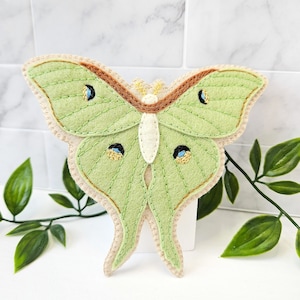 Felt Luna Moth Sewing Pattern - PDF & SVG Moth Pattern. Hand ...