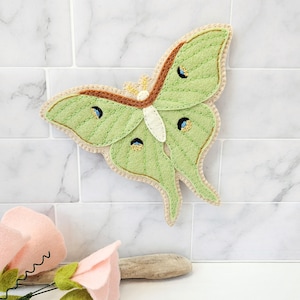 Felt Luna Moth Sewing Pattern - PDF & SVG Moth Pattern. Hand ...