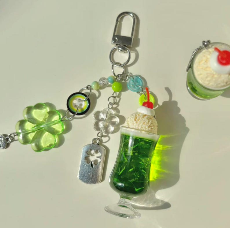 Showa Style Melon Soda and Clover Beaded Handmade Keychain - Etsy