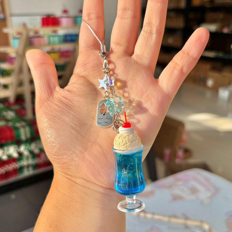 Melon Cream Soda and Lucky Clover Beaded Handmade Keychain - Etsy