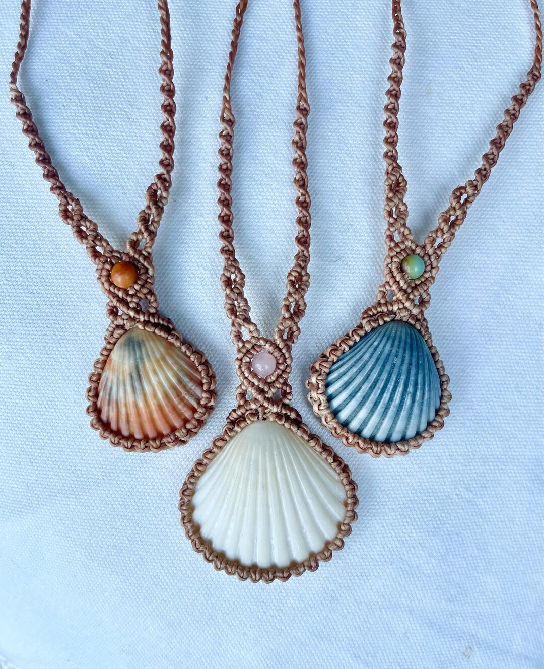 Scallop Shell Macrame Necklace - Etsy