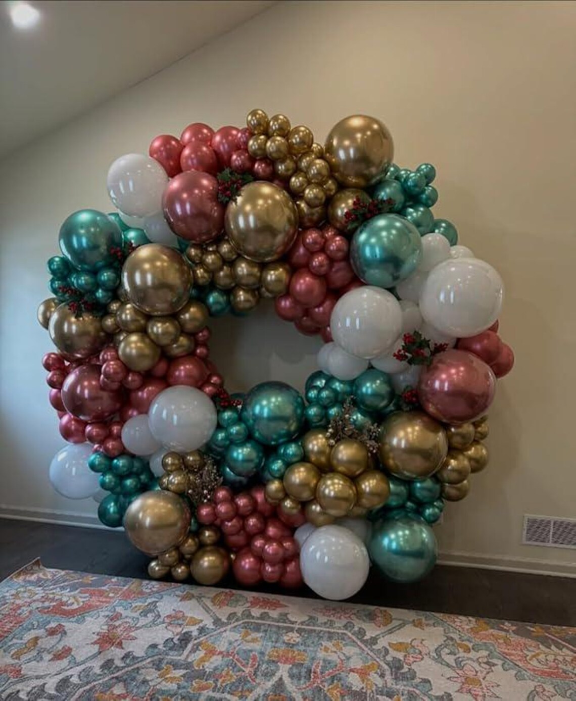 Red Green Gold Christmas Balloon Set for Holiday Birthday Graduation ...