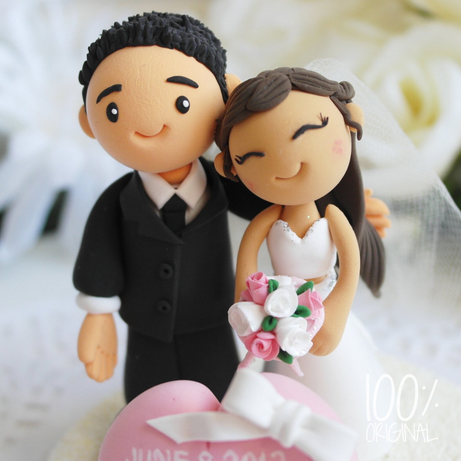 Custom Cake Topper- Lovely Couple With a Big Heart Banner - Etsy