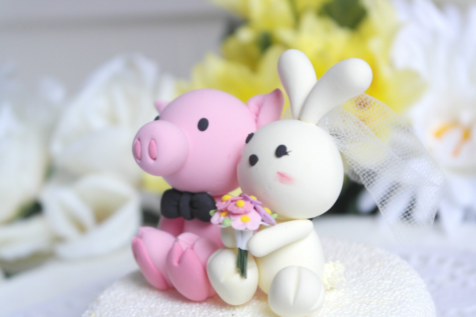 Custom Wedding Cake Topper Pinky Piggy & Creamy Bunny Couple - Etsy