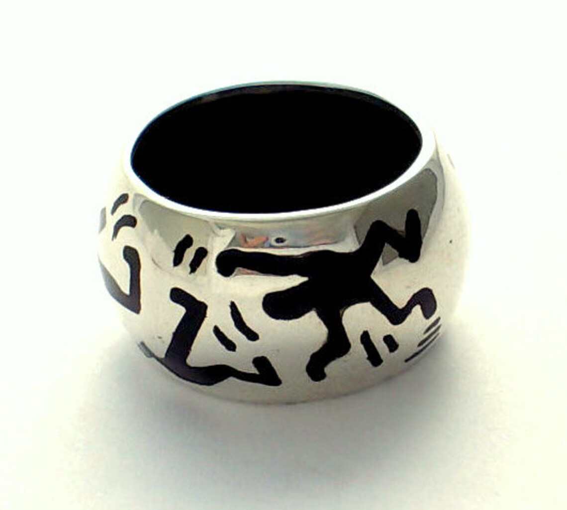 KEITH HARING RING. Silver Art. - Etsy