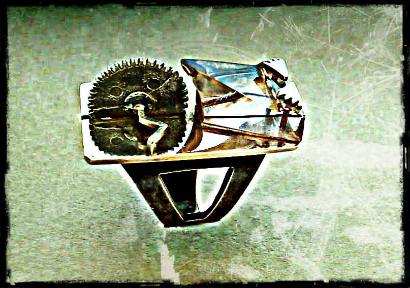 FLYING MACHINE Ring.one Off. - Etsy