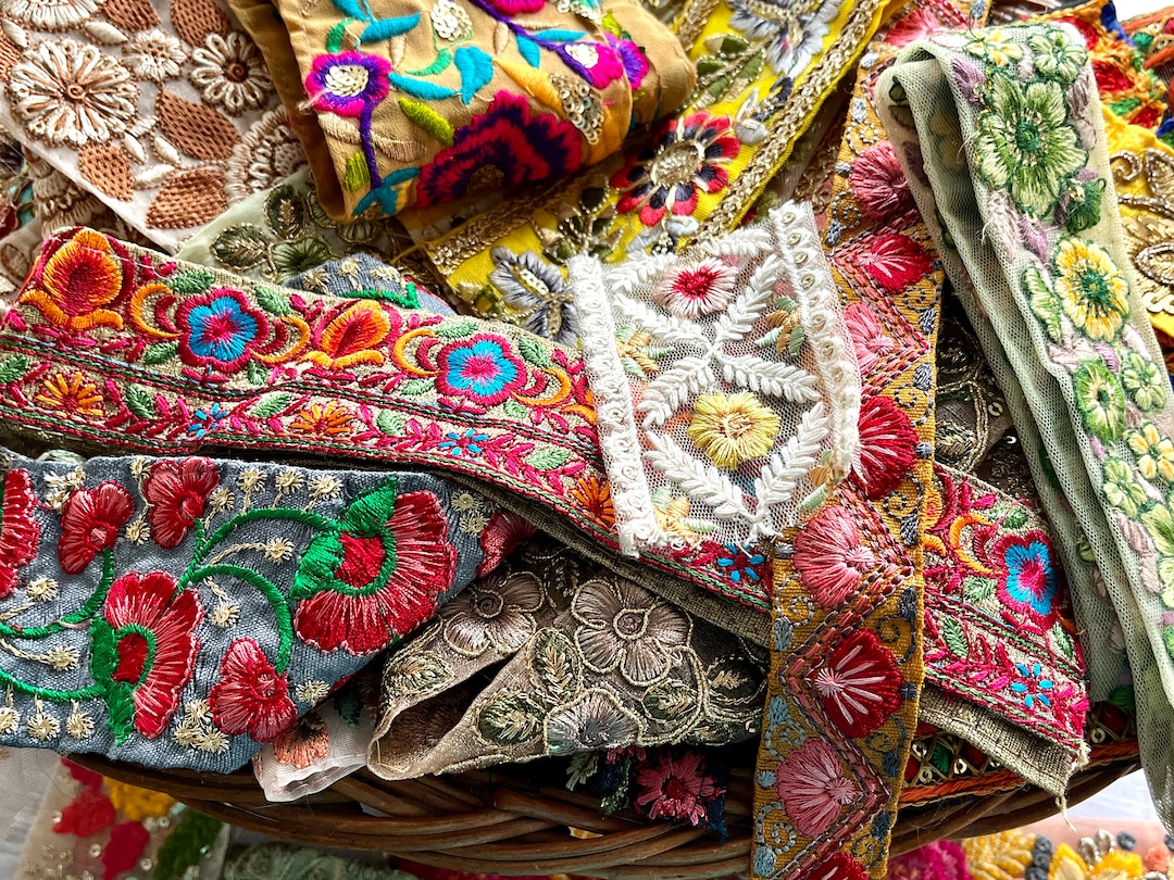 Fabric Remnants, 5”-6” Sari Snippets, Sari Fabric Scraps, Sari Silk ...