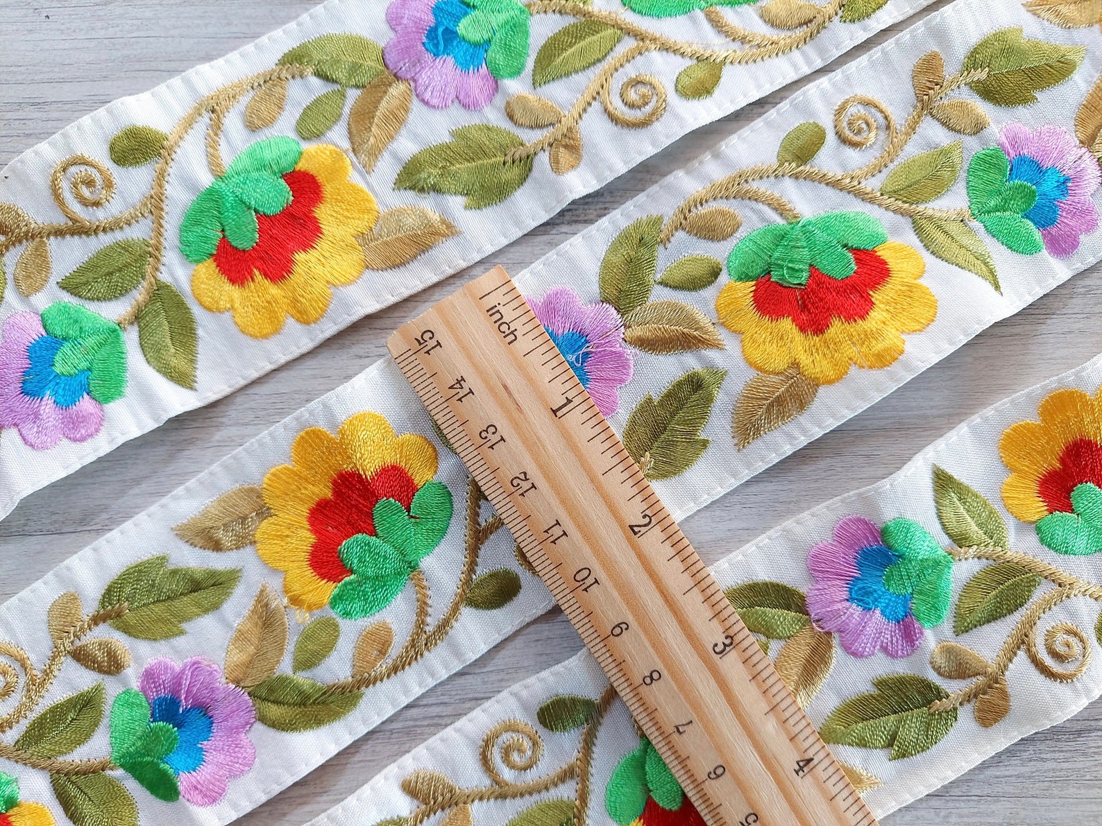 Embroidered Indian Trim by the Yard-indian Embroidered Fabric Trim-sari ...