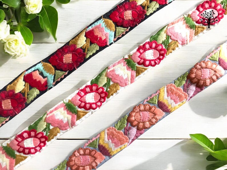 Floral Embroidered Silk Ribbon Trim, Sari Border, India Fabric - Etsy UK