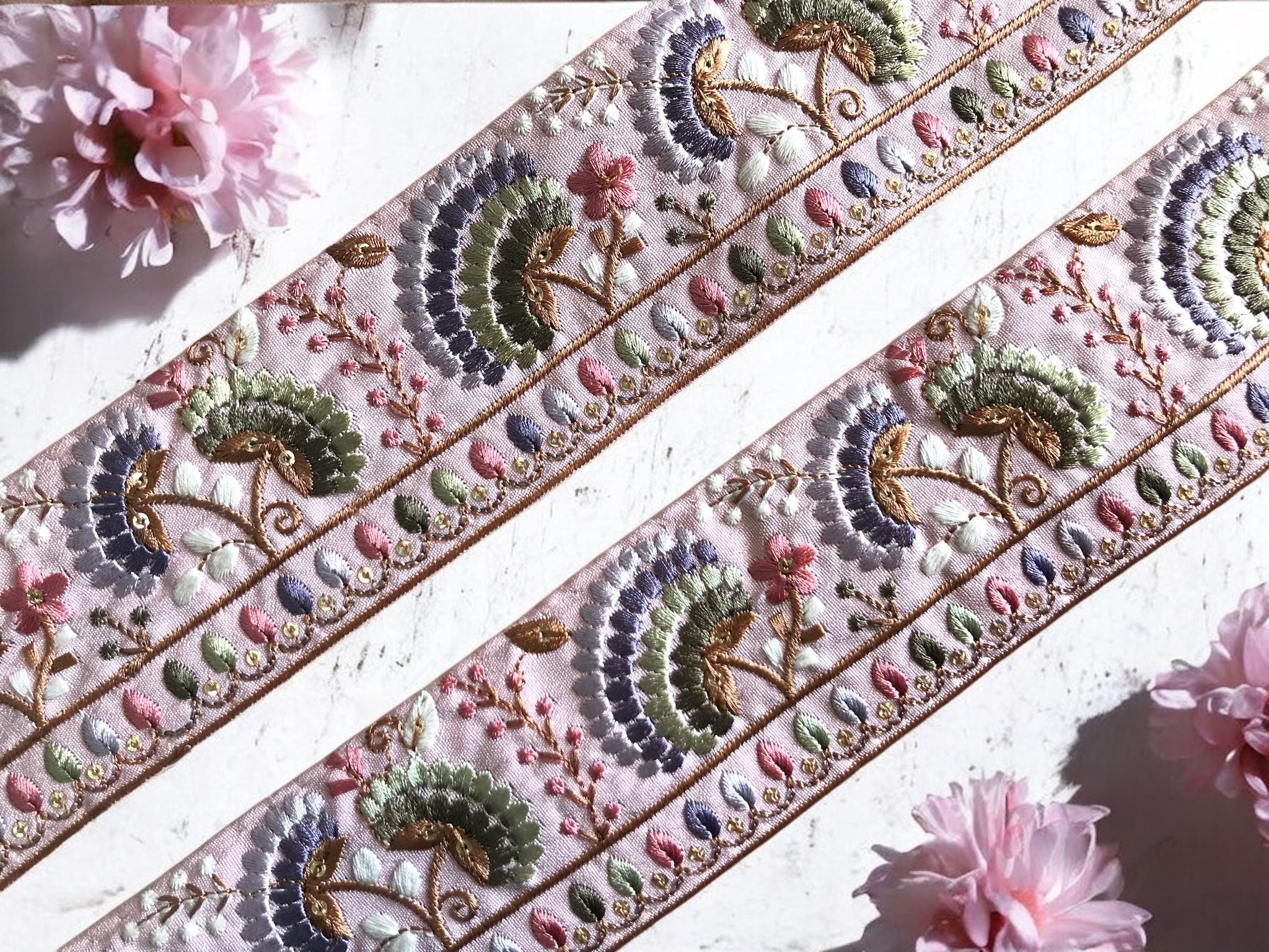 Sari Fabric Indian Trim, Sari Silk Fabric Trim-embroidered Trim, Sari ...