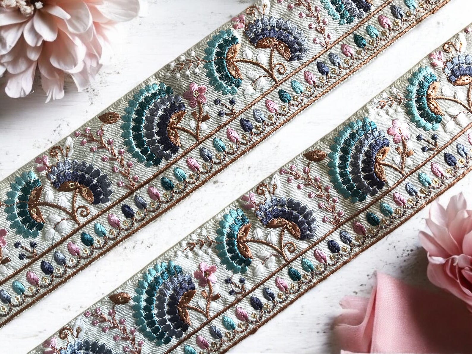 Sari Fabric Indian Trim, Sari Silk Fabric Trim-embroidered Trim, Sari ...