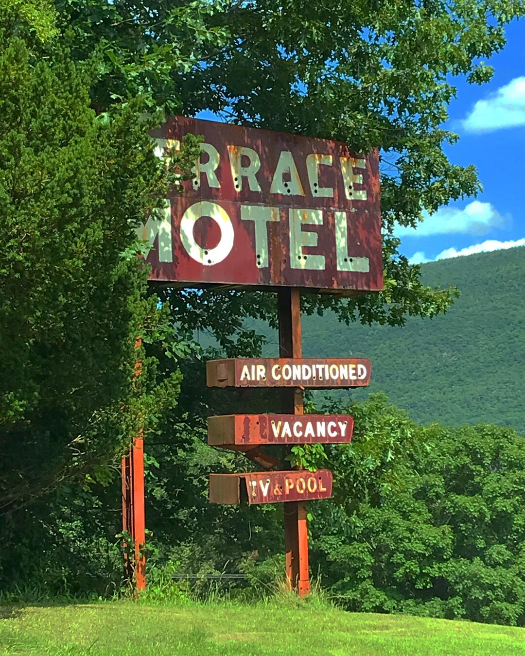 Gone/ Terrace Motel / Urbex Dilapidated / Catskills Hotel Photograph - Etsy