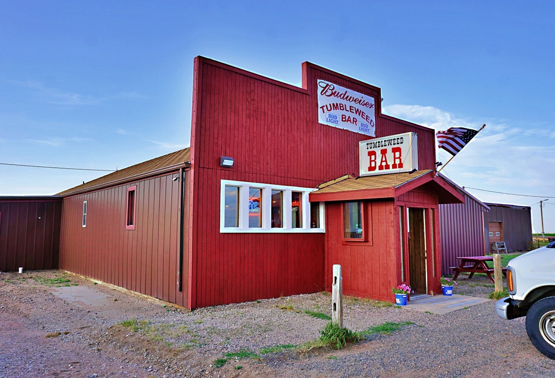 Tumbleweed Bar / Side of the Road Bar in Cheyenne Wyoming / Landscape ...