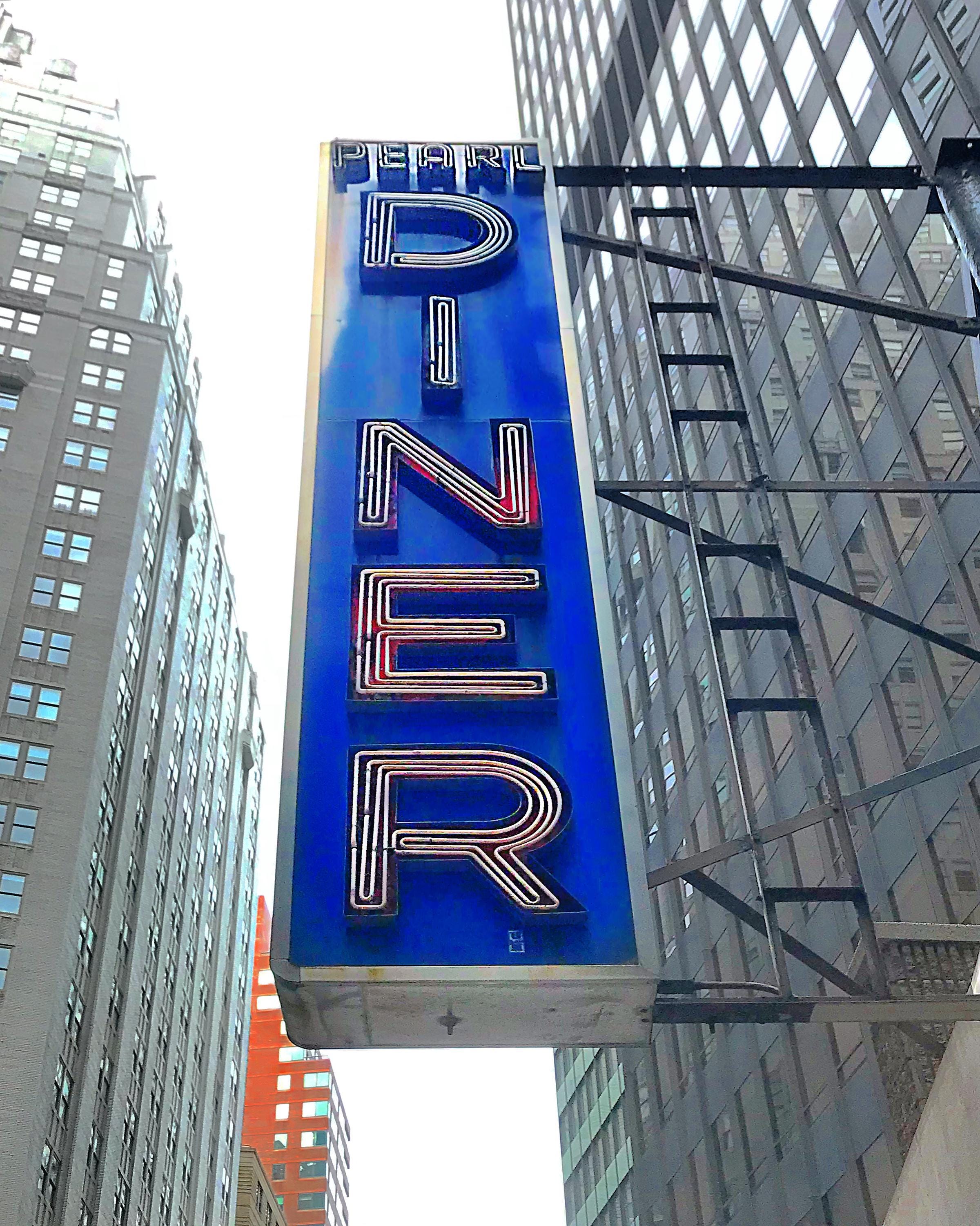 Pearl Diner / Neon Sign / Financial District, NYC / New York City ...