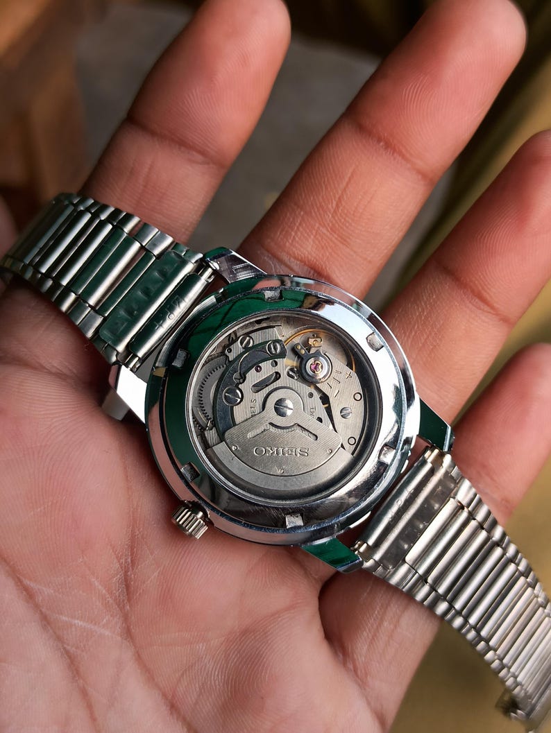 Seiko 5 Automatic Men's Watch | Exhibition Back | Refurbished White ...