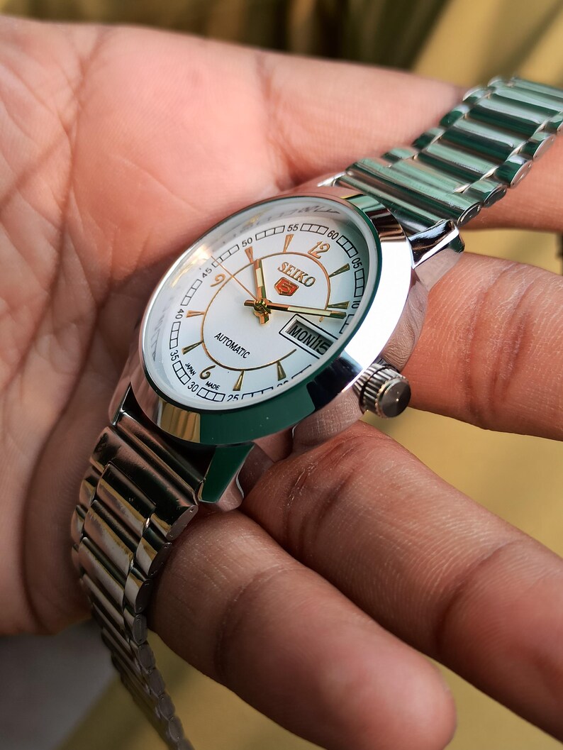 Seiko 5 Automatic Men's Watch | Exhibition Back | Refurbished White ...