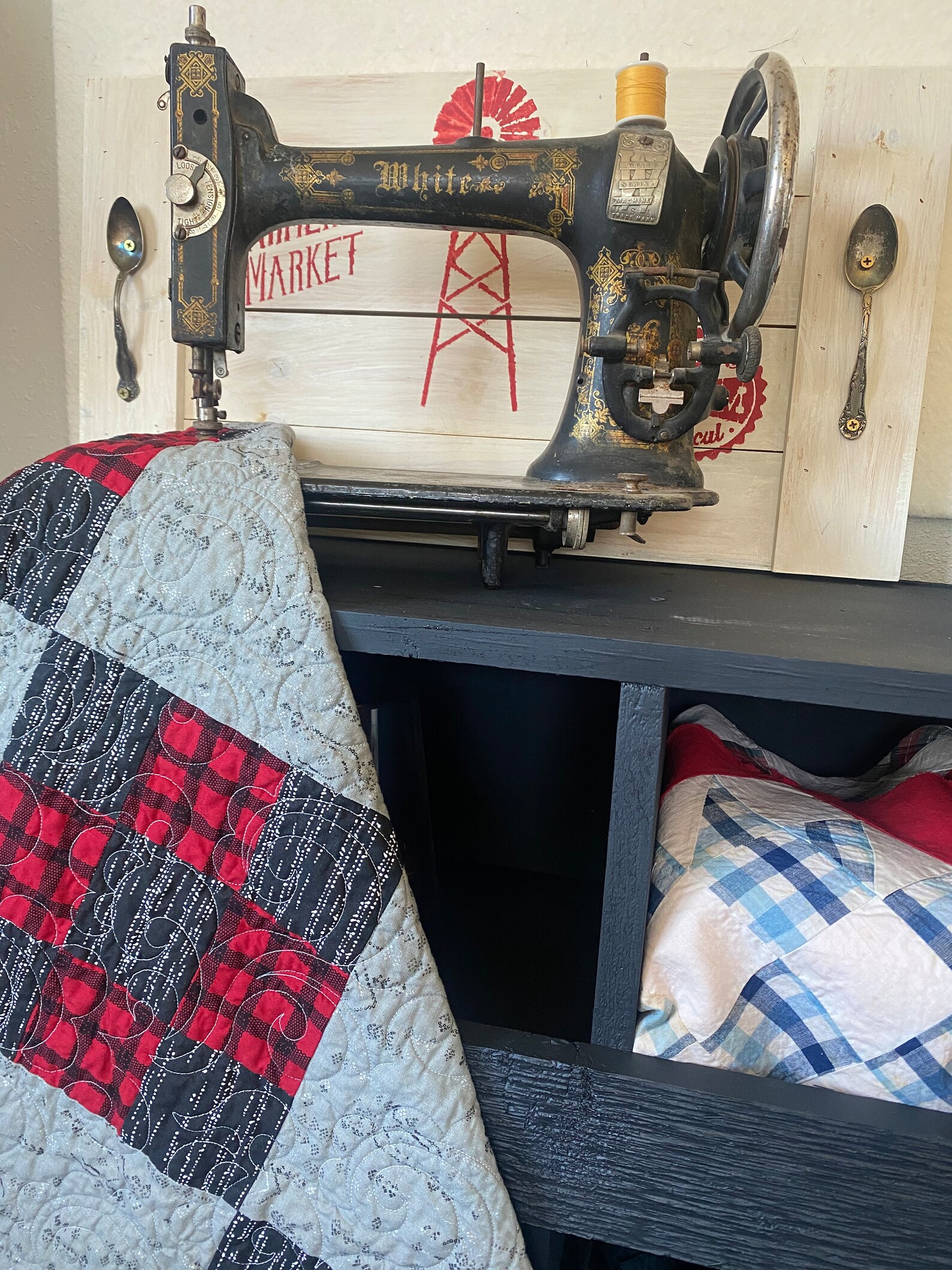 Beth Dutton Quilt From Yellowstone Tv Series Homemade, Red & Black - Etsy