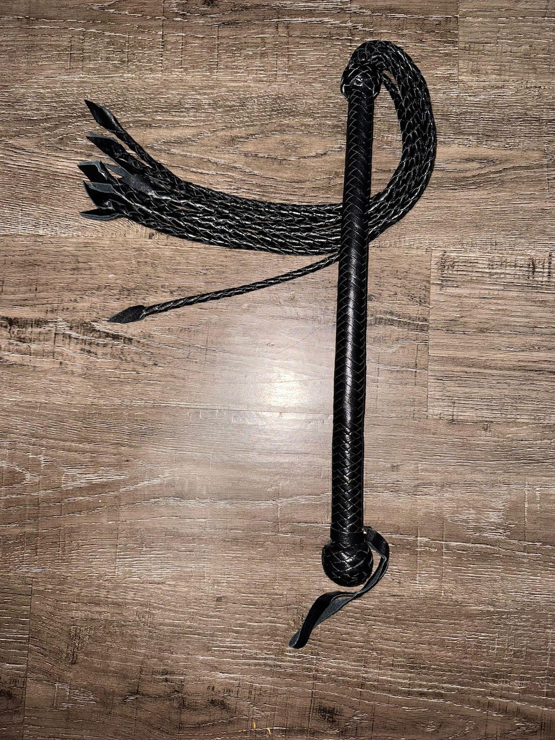 Handmade Black Leather Flogger – 18