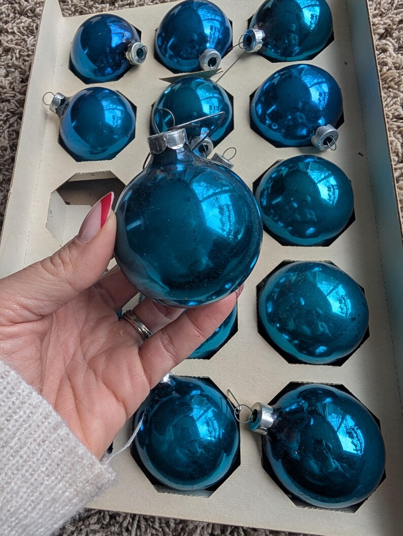 Vintage Jumbo Pyramid Glass Christmas Ornaments – Set of 15, Original ...