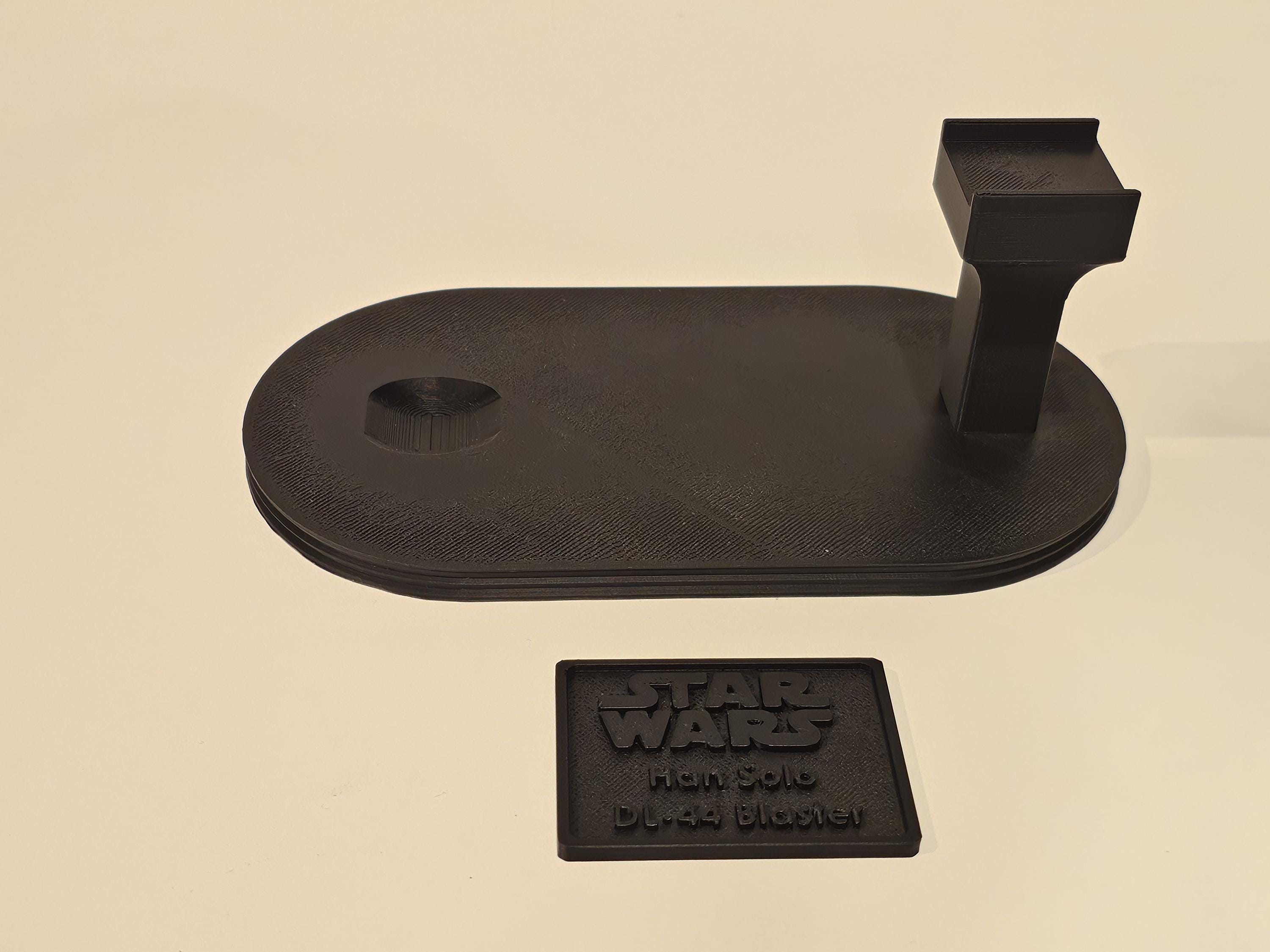 Han Solo DL-44 Blaster Stand W/ Name Tag - Etsy