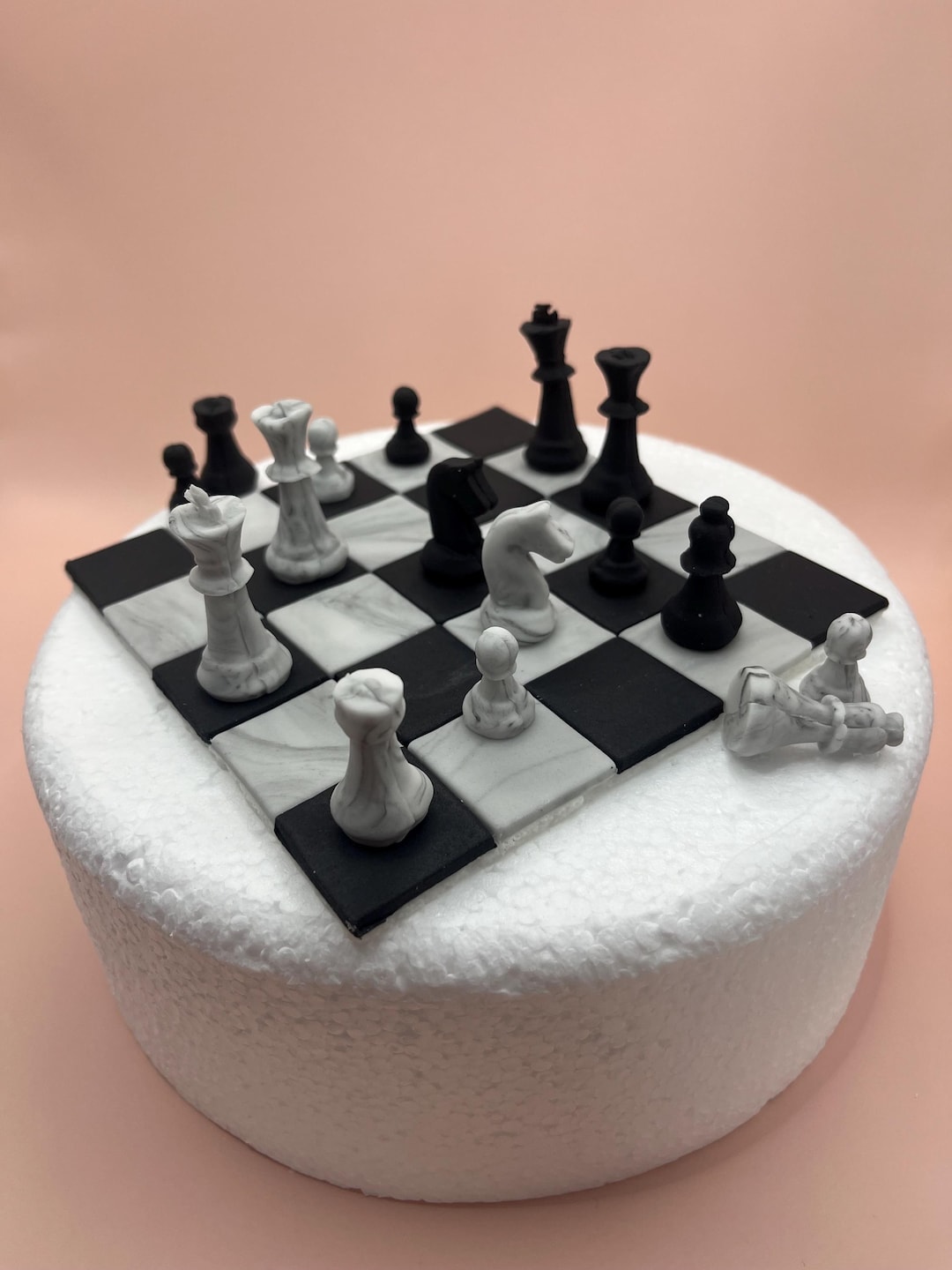 Edible Chess Piece Cake Toppers, Fondant Chessboard, Cupcake Decor ...