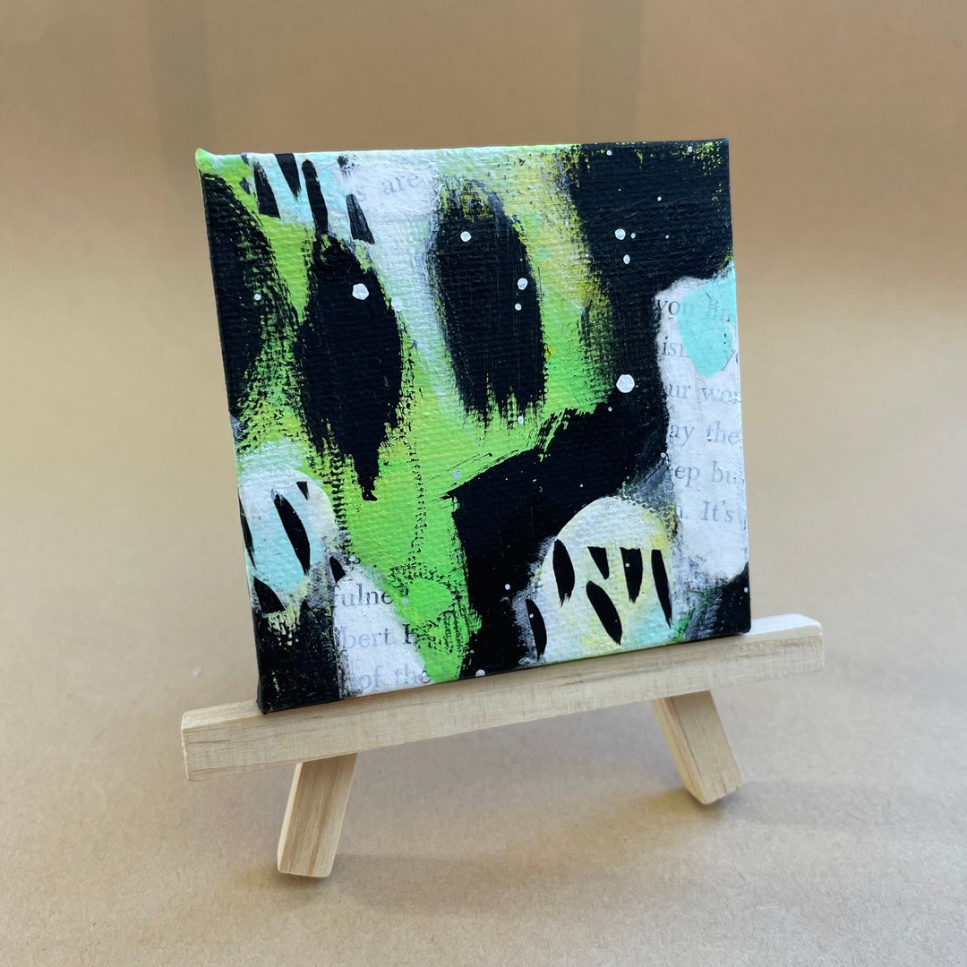 Mini Canvas on Easel, Miniature, 3x3 Tiny Art, Tiny Green Painting ...