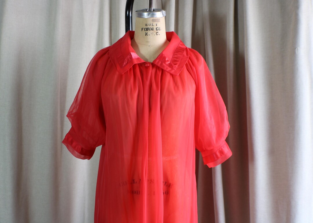Vintage Red Robe / Translucent Robe / 60's Lingerie Robe / Women's - Etsy