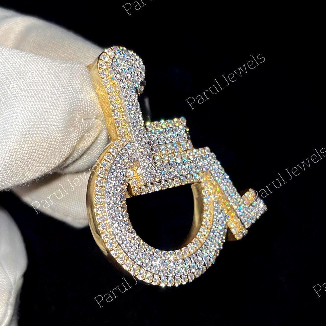 Fully Iced Out VVS Moissanite Diamond Wheelchair Pendant, VVS Custom ...