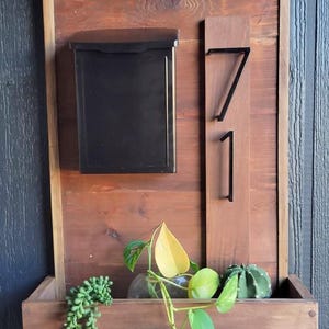 Rustic Address Sign With Planter Box and Mailbox. Wood Address Sign ...