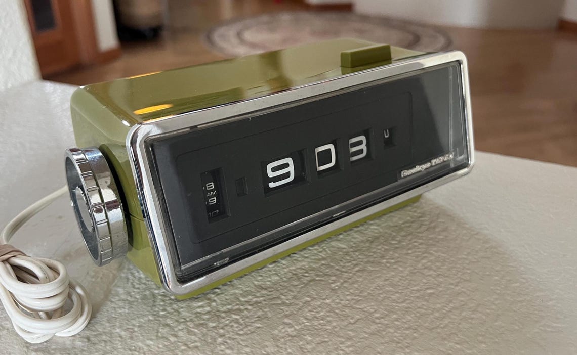 Sankyo 501 "digi-glo" Flip Alarm Clock – Vintage Avocado Green – Fully ...