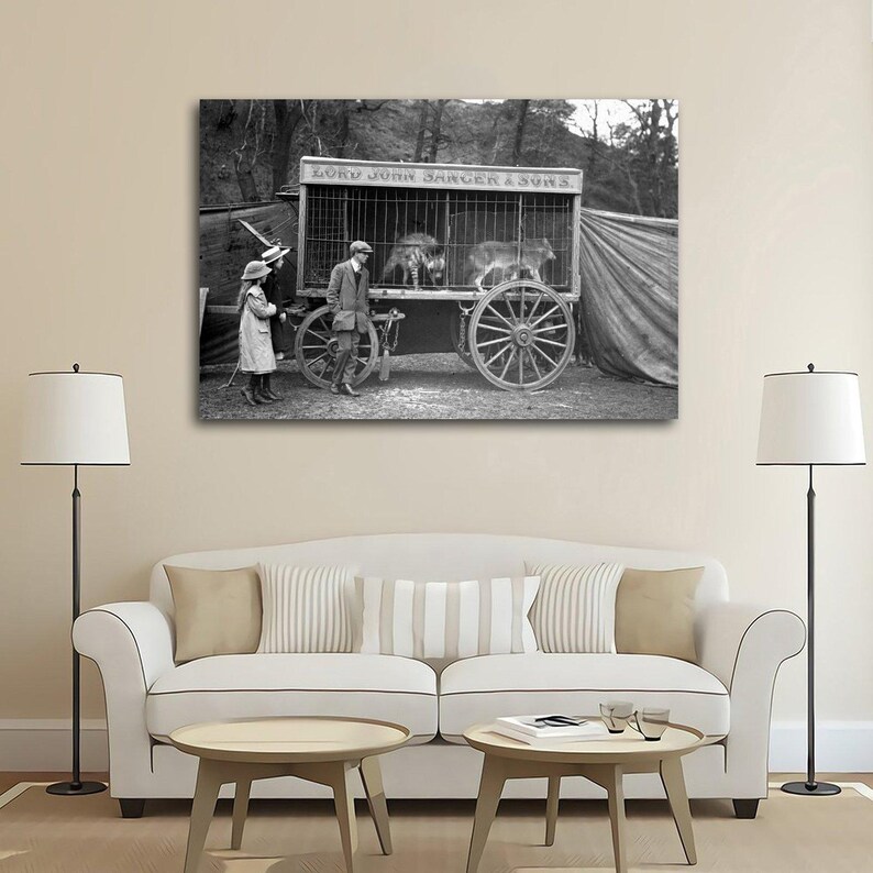 A Vintage Circus Wagon Wall Art Painting Canvas Gift Living Room Prints ...