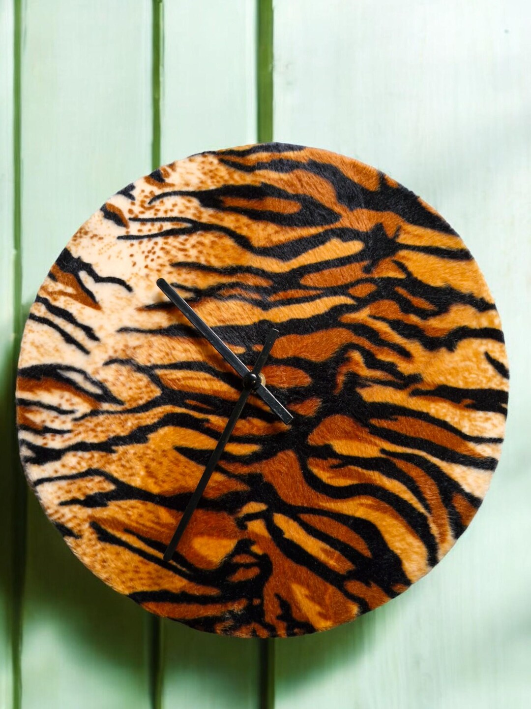 Round 30cms Clock Brown Tiger Design Velour Handmade - Etsy
