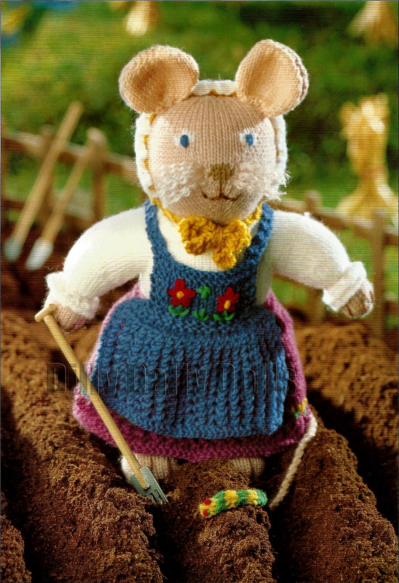Country Mouse Toy Knitting Pattern - Etsy UK