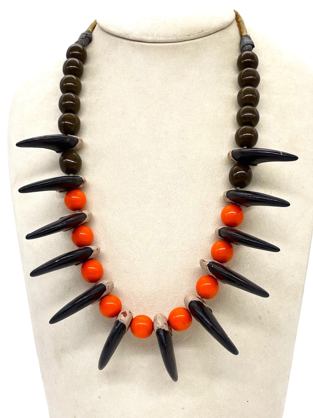 Vintage American Wooden Bear Claws Necklace, Orange and Brown Crow ...