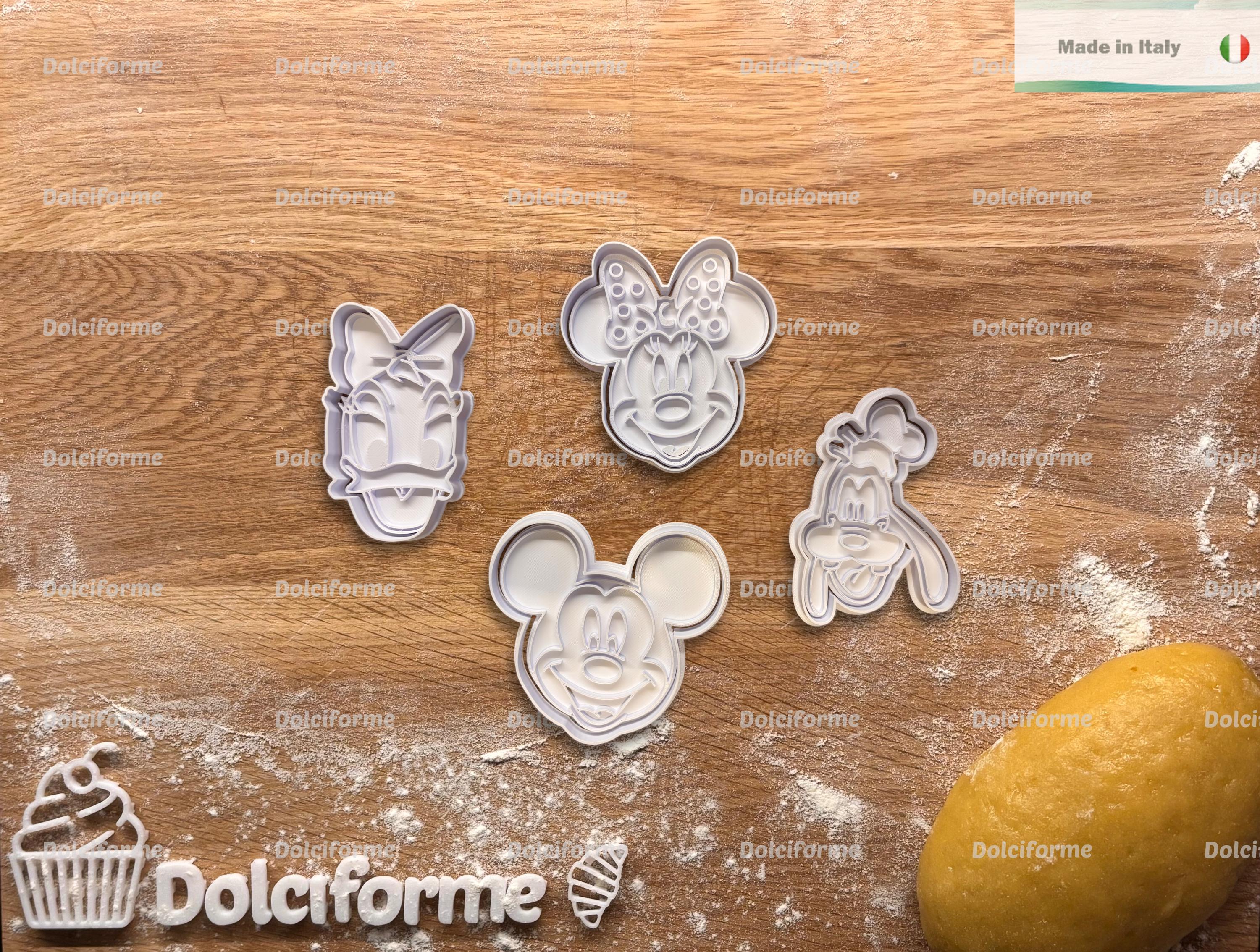 Mickey's and Friends Cookie Cutter Set Party Supply Kitchen Tool Baking ...