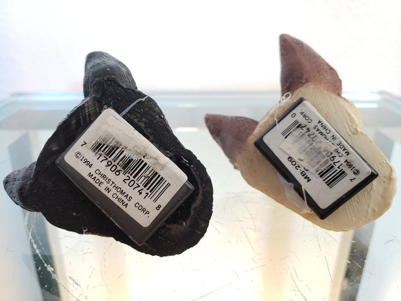 Cat Head Magnets / Pair of Chris Thomas Feline Magnets / - Etsy