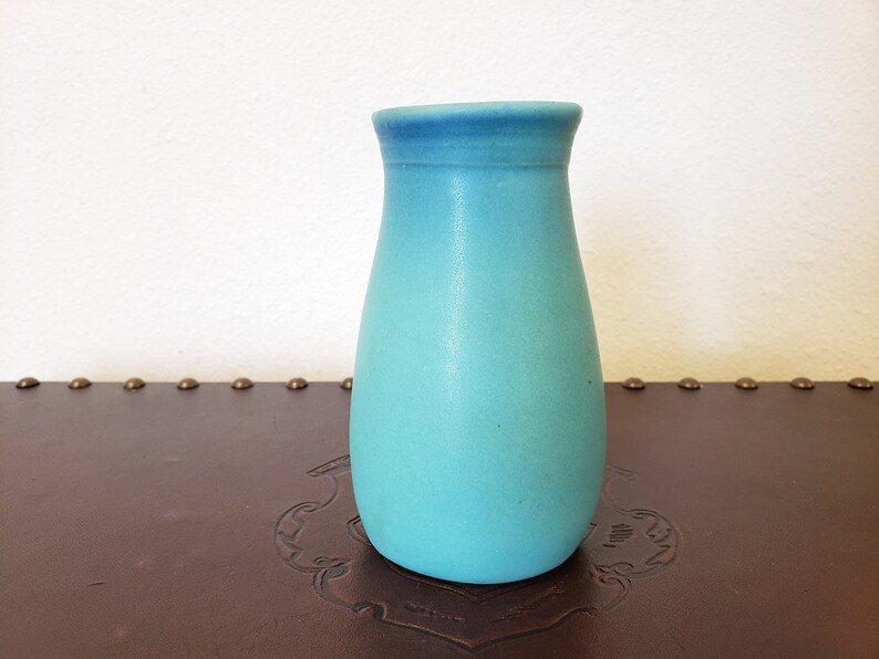 Van Briggle Pottery Vase / Ming Blue Pottery / Colorado - Etsy