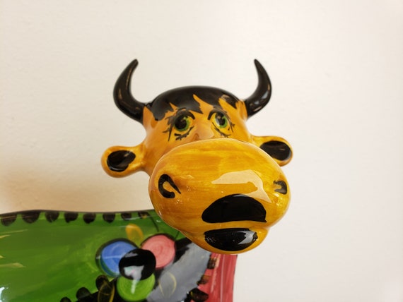 Turov hand crafted ceramic cow sculpture - munimoro.gob.pe
