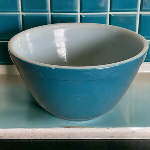 Pyrex Mixing Bowls Set of 4 Vintage Pyrex Primary Colors Red Green ...