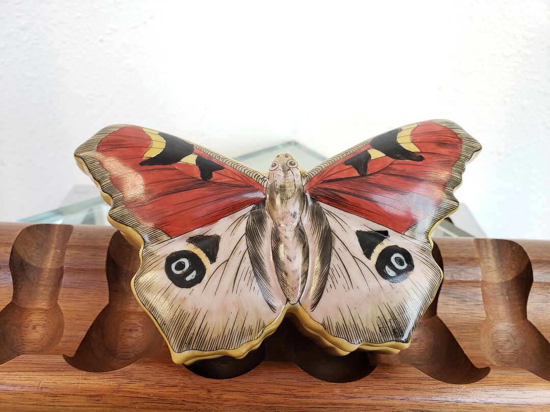 Porcelain Butterfly Storage Box / Butterfly Trinket Box / - Etsy