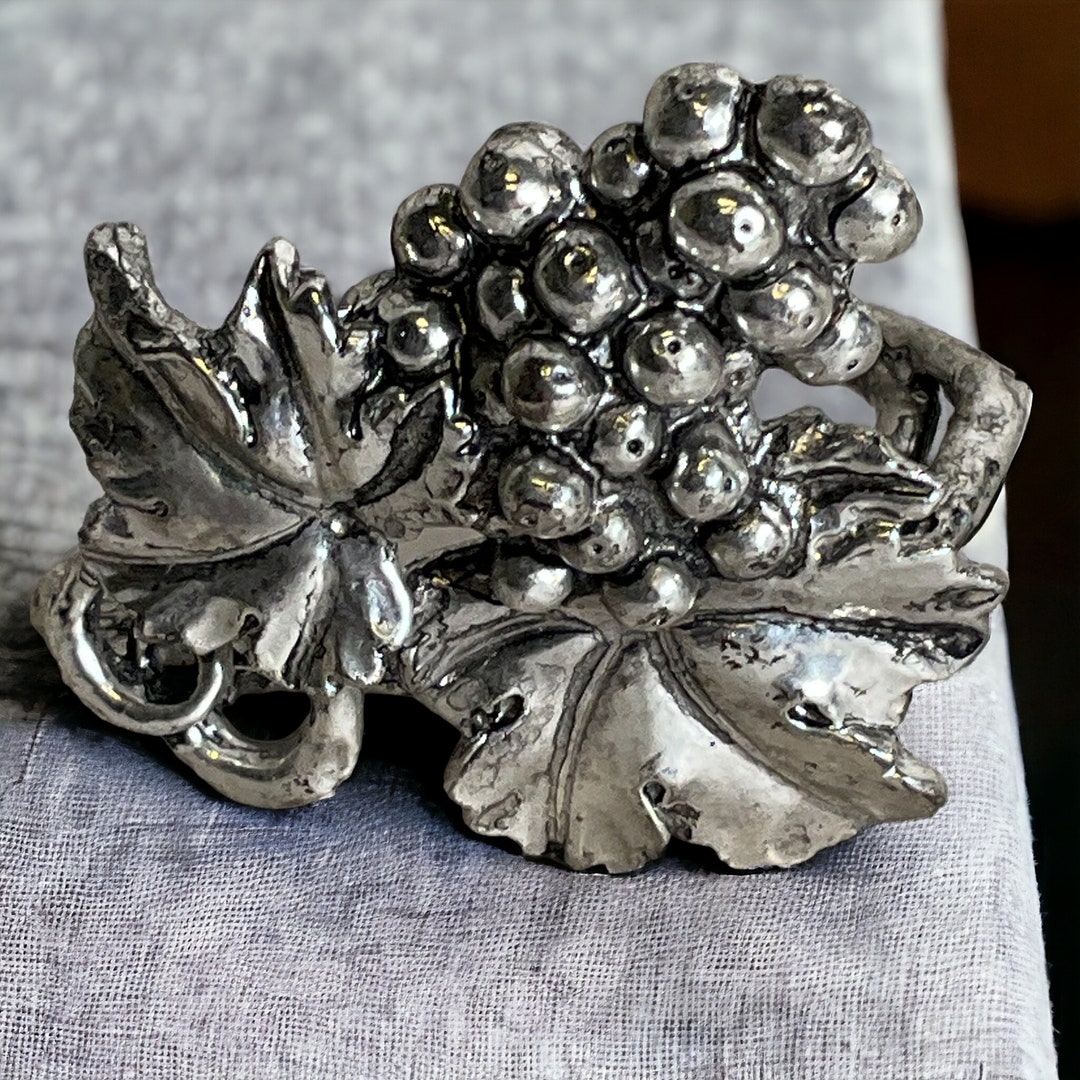 Arthur Court Grape Cluster Napkin Rings Set of 4 ~ Vintage Pewter ...