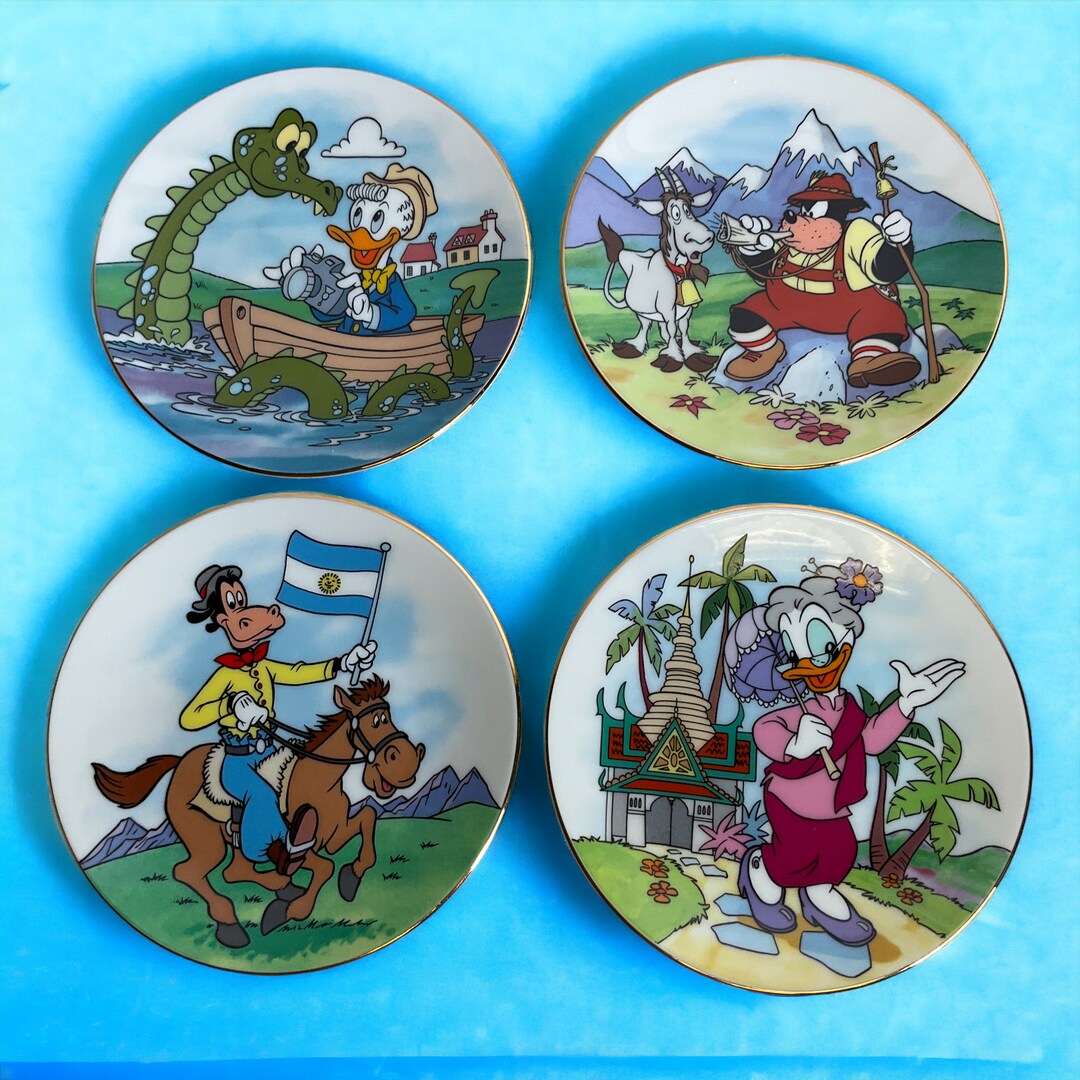Disney Character Plates in Boxes / New England Collectors Society World ...