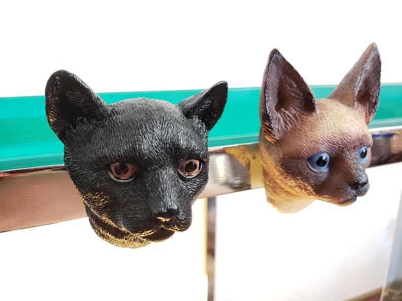 Cat Head Magnets / Pair of Chris Thomas Feline Magnets / - Etsy