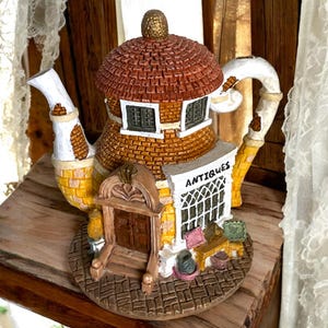 Hometown Teapot Cottages Figurines Set of 4 ~ Vintage Cottagecore Resin ...