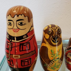 Alaskan Nesting Dolls / 5 Piece Russian Matryoshka / Park Ranger Eskimo ...