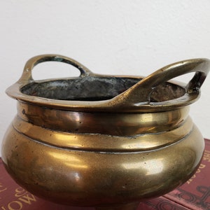 Chinese Bronze Xuande Censer Pot / Ceremonial Meditation Decor ...