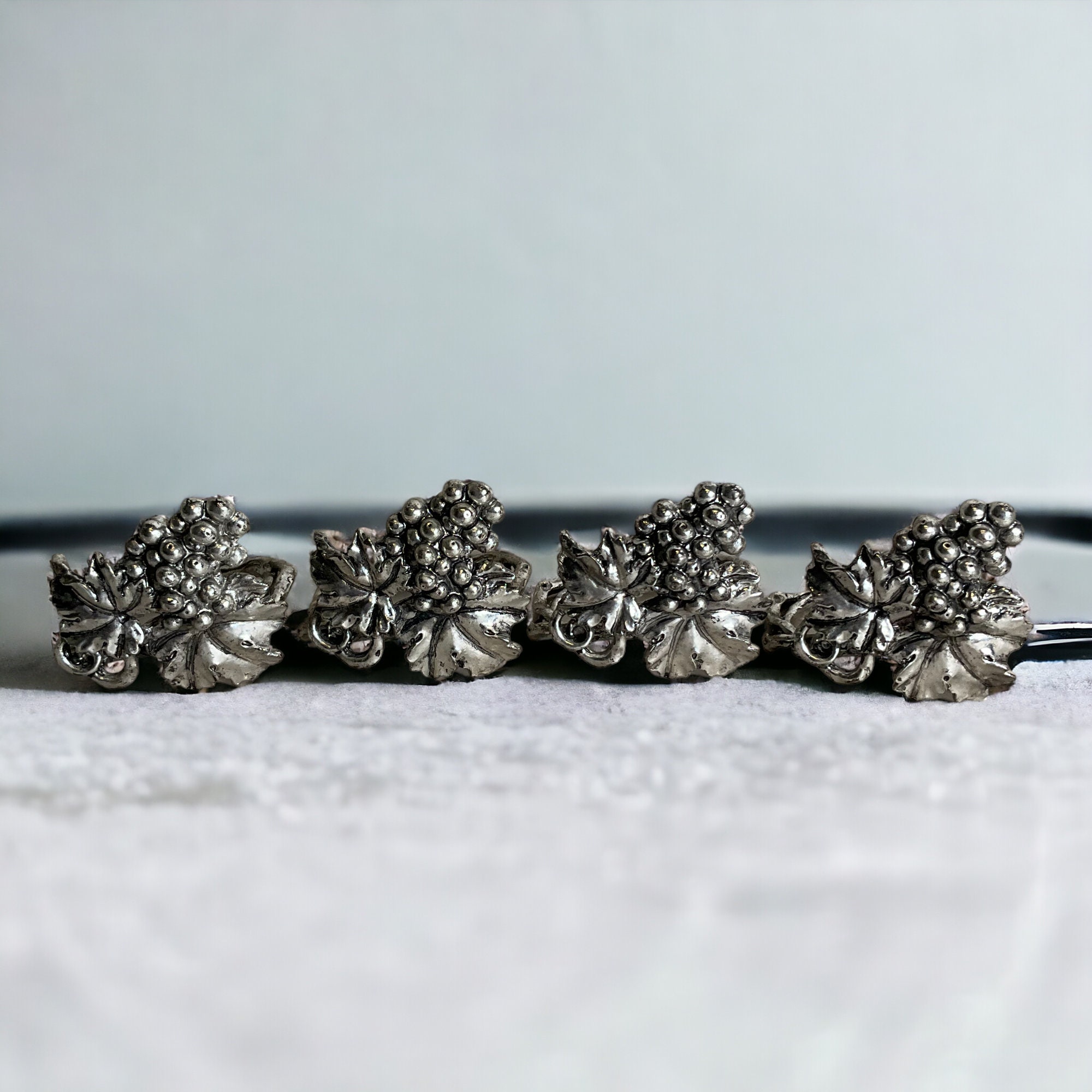Arthur Court Grape Cluster Napkin Rings Set of 4 ~ Vintage Pewter ...
